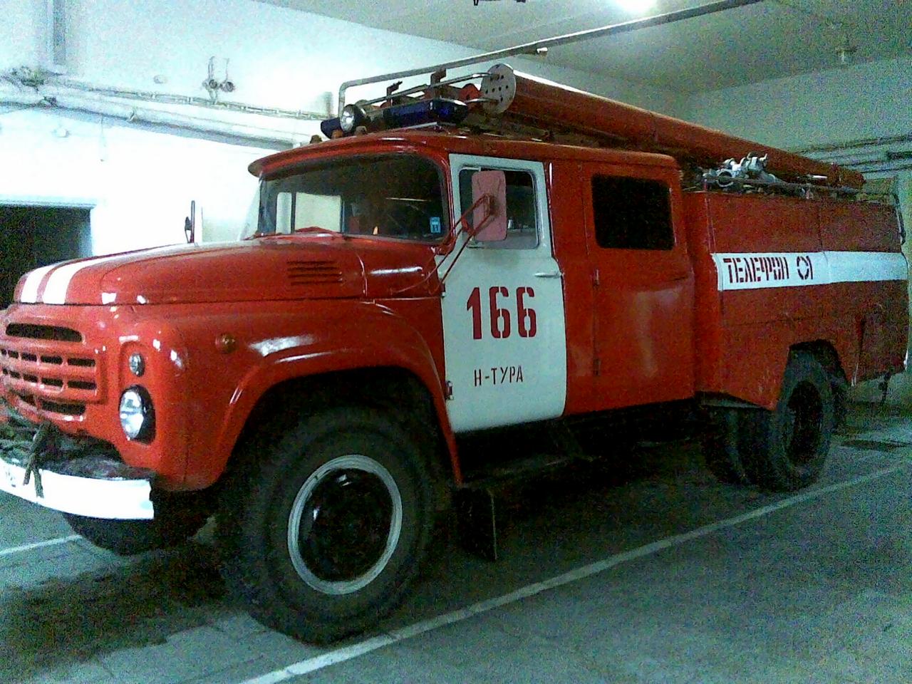 АЦ-40(130)-63Б пожарная автоцистерна на шасси ЗиЛ-130-76 — Каталог К.В.Х.